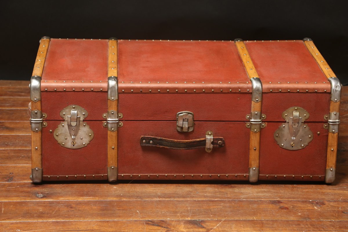 Vintage Curved Cabin Trunk, 1920s for sale at Pamono