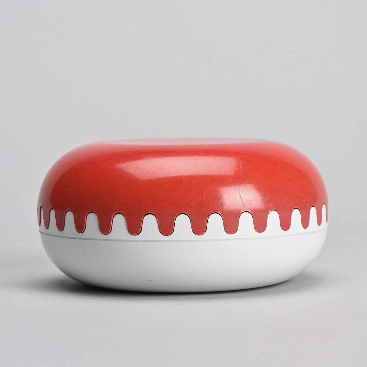 Clam Storage Box by Alan Fletcher, 1970 for sale at Pamono