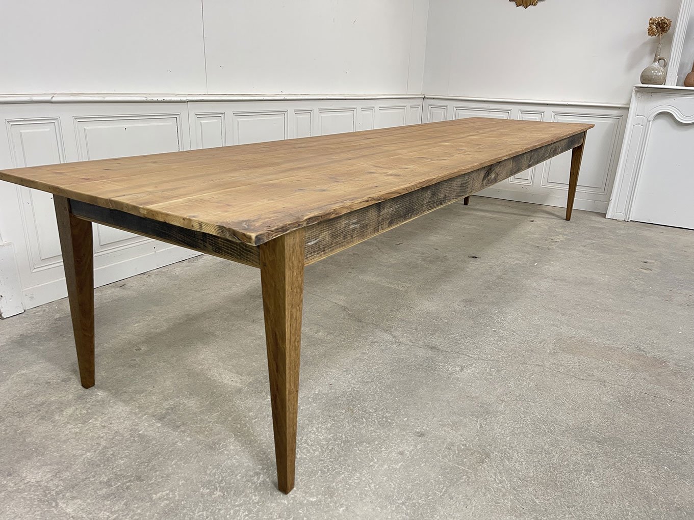 Large Vintage Table with Honey Patina, 1940s for sale at Pamono