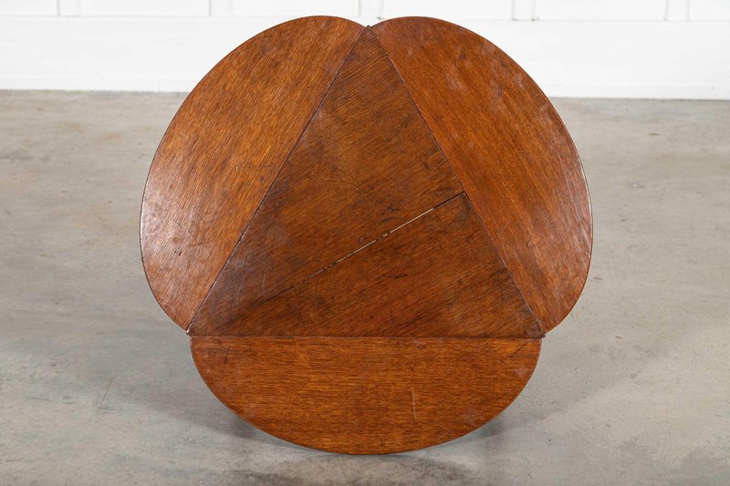 Antique English Oak Folding Cricket Table, 1800s for sale at Pamono