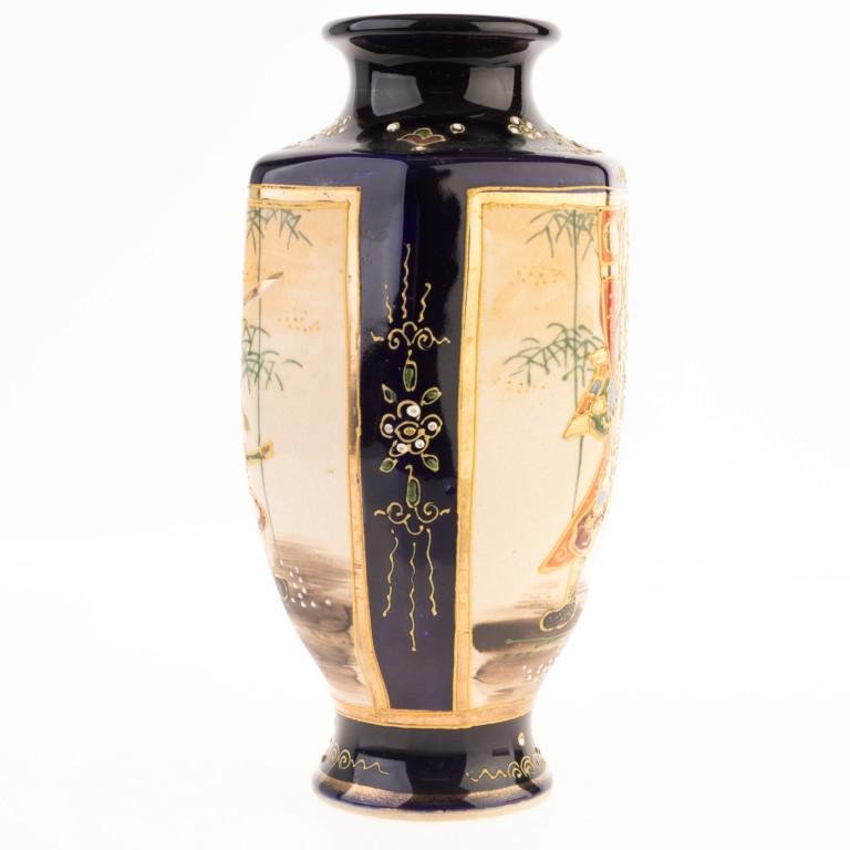 Japanese Satsuma Pottery Ceramic Samurai Vase for sale at Pamono