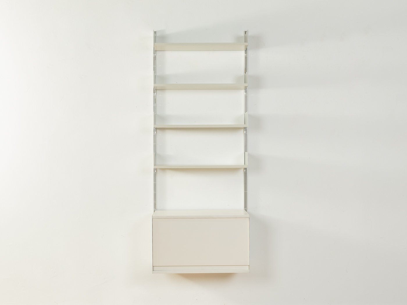 606 Wall Shelf System by Dieter Rams for Vitsœ, 1960s for sale at Pamono