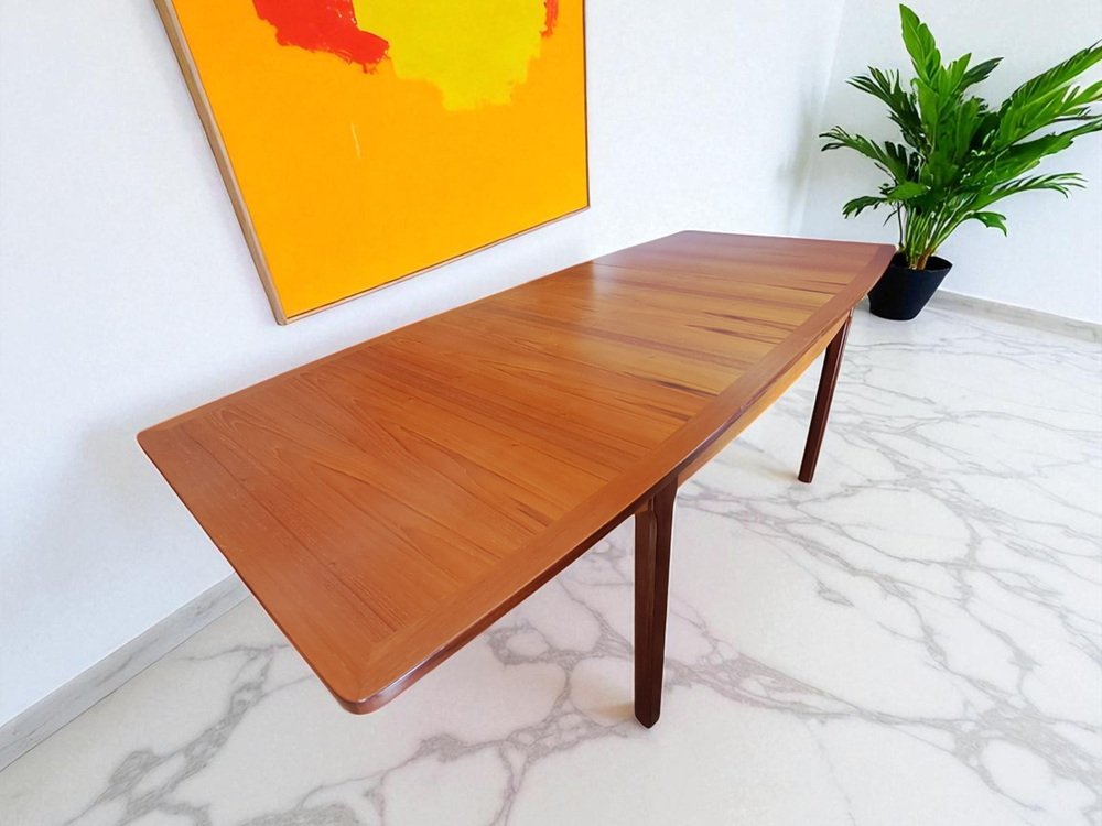 Mid-Century Modern Nathan Teak Dining Table, 1970 for sale at Pamono
