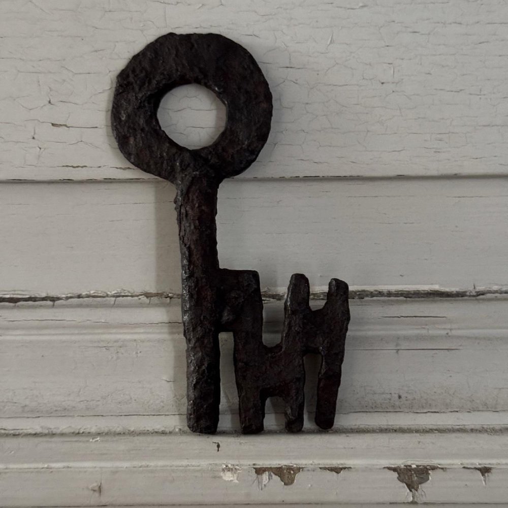 Haute Époque Wrought Iron Key for sale at Pamono