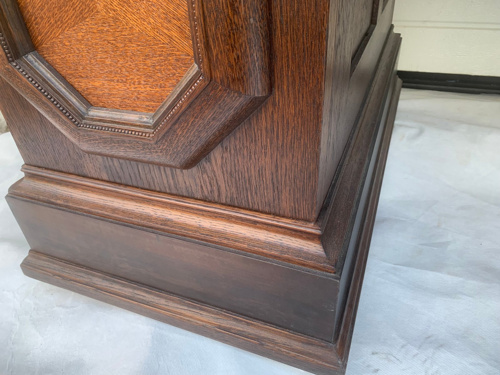 Neo-Renaissance Style Oak Executive Desk, 1930s for sale at Pamono