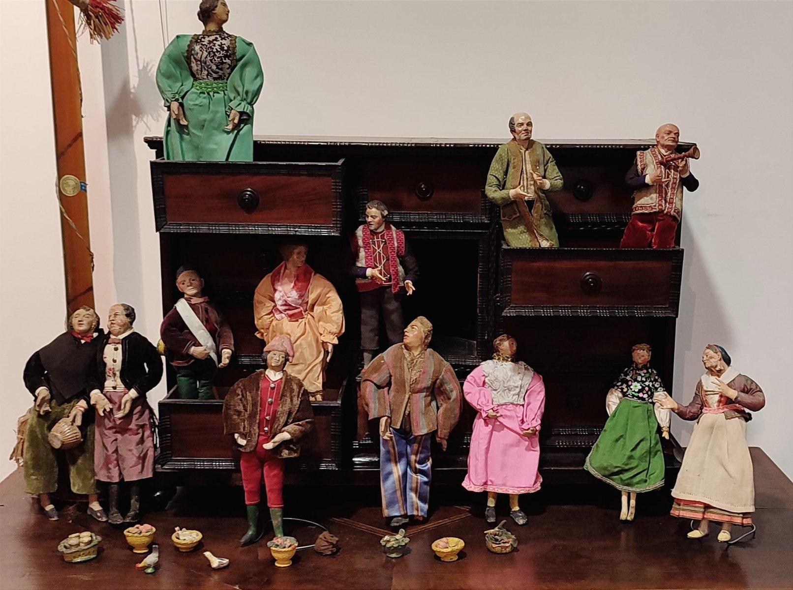 Neapolitan Nativity Scene in Polychrome Terracotta, Early 19th Century ...