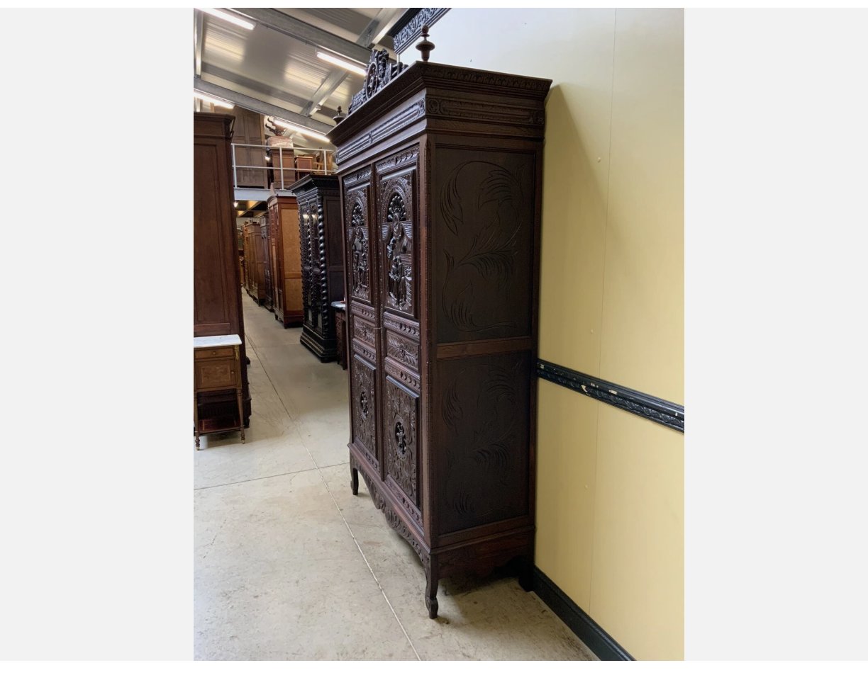 Antique Chestnut Wardrobe, Brittany for sale at Pamono