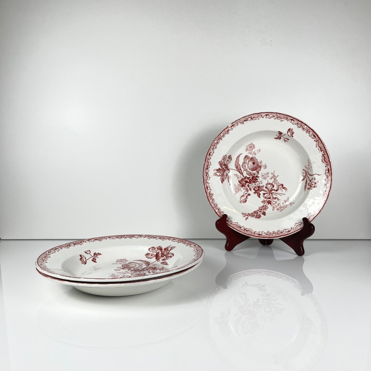 19th Century Fontange Soup Plates in Red from Sarreguemine, Set of 3 ...