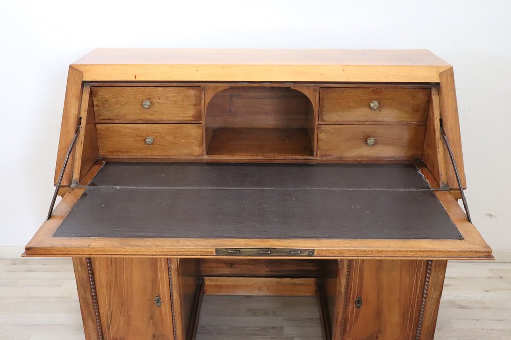Antique Writing Desk in Walnut, 1820s for sale at Pamono