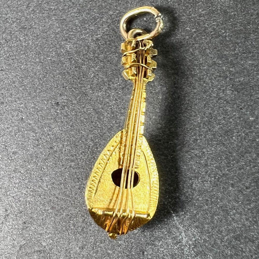 Vintage Banjo Sitar 18k Yellow Gold Charm Pendant, 1960s for sale at Pamono
