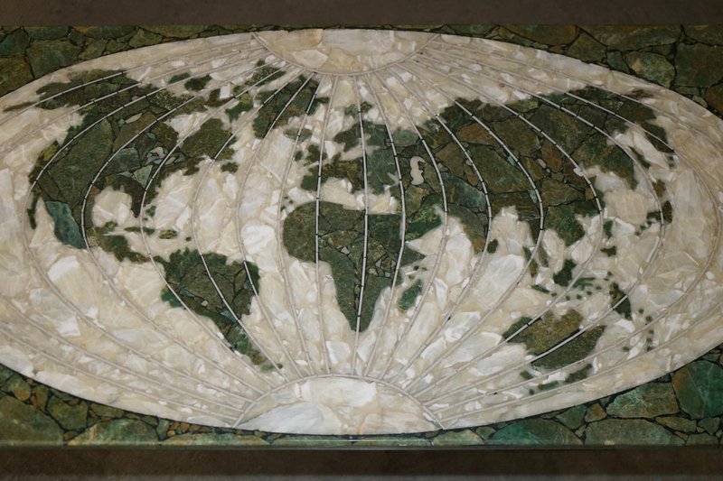 Mid-Century Modern Italian Marble and Onyx World Map Coffee Table ...
