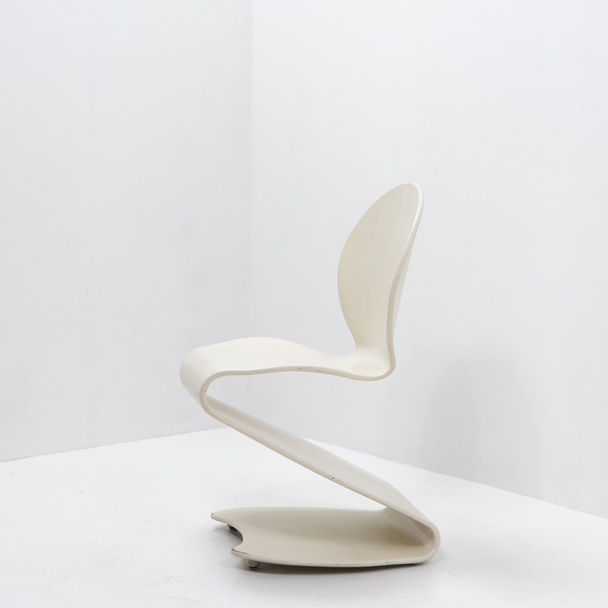 Model 276 S Chair by Verner Panton for Thonet, 1965 for sale at Pamono