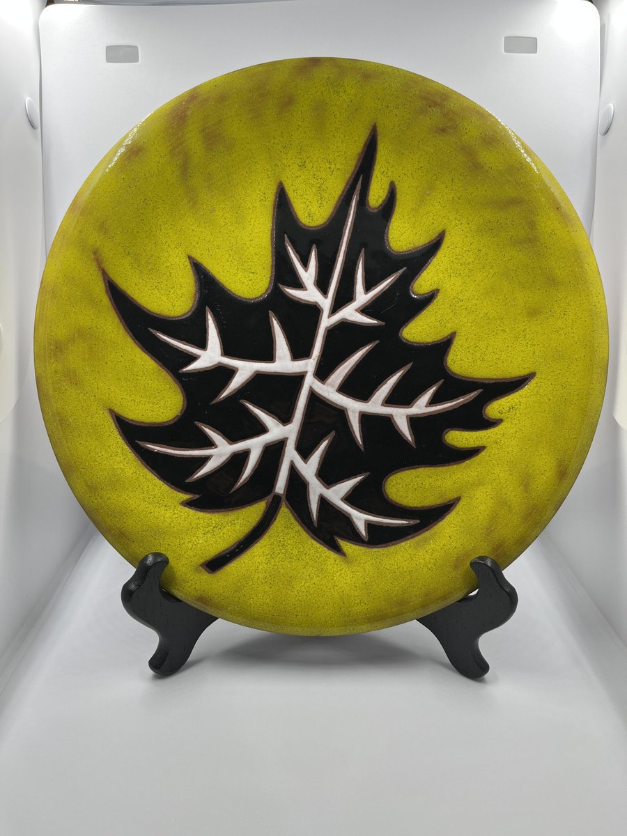 Plate with Maple Leaf by Jean Picart Ledoux for sale at Pamono