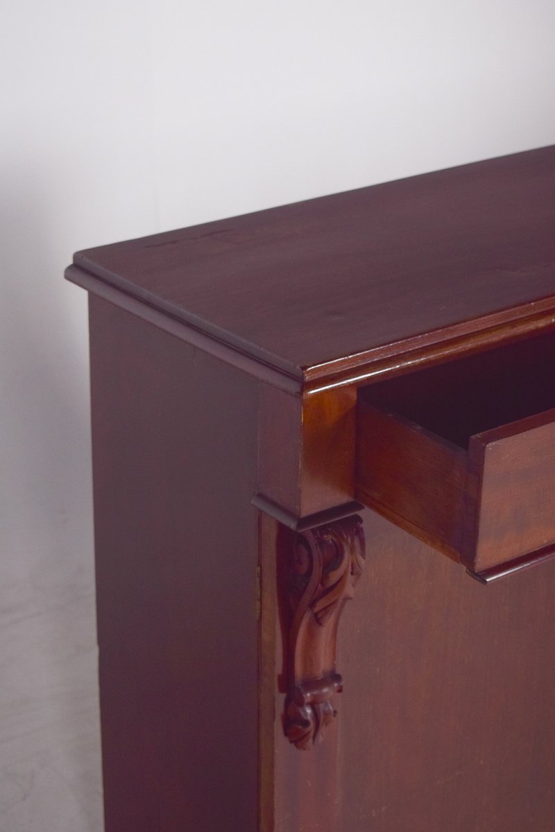 Vintage English Sideboard with Two Doors, 1920s for sale at Pamono