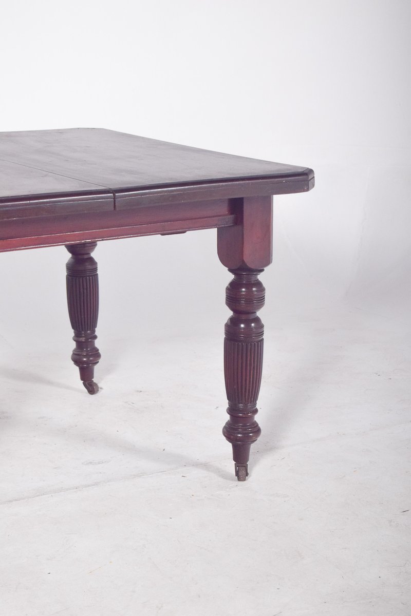 English Victorian Dining Table, 1890s for sale at Pamono