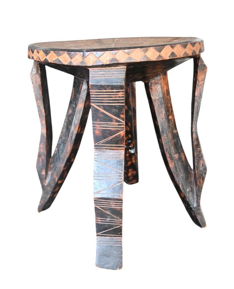 African Prestige Stool for sale at Pamono