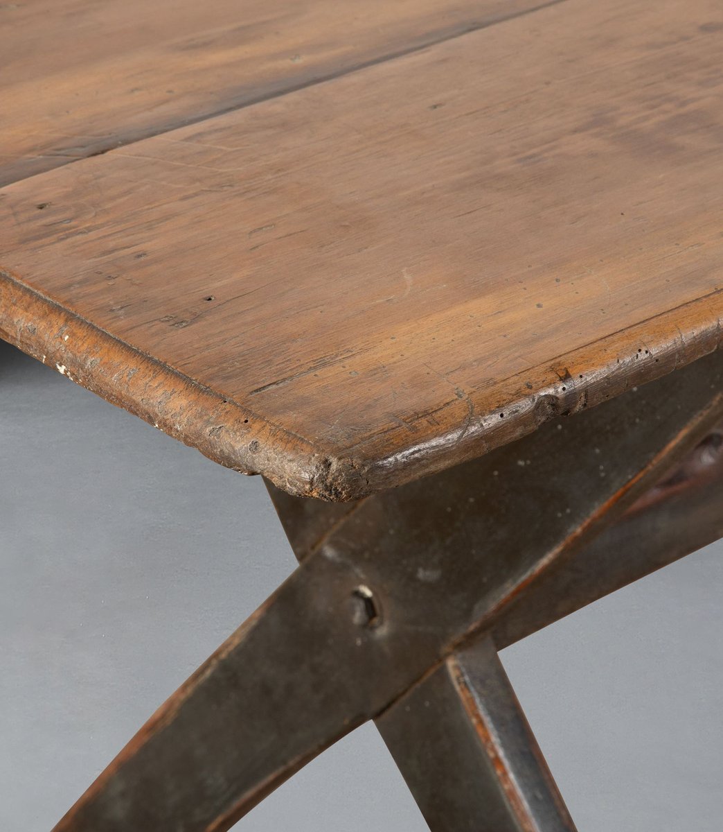 Antique Tavern Table, 1830 for sale at Pamono