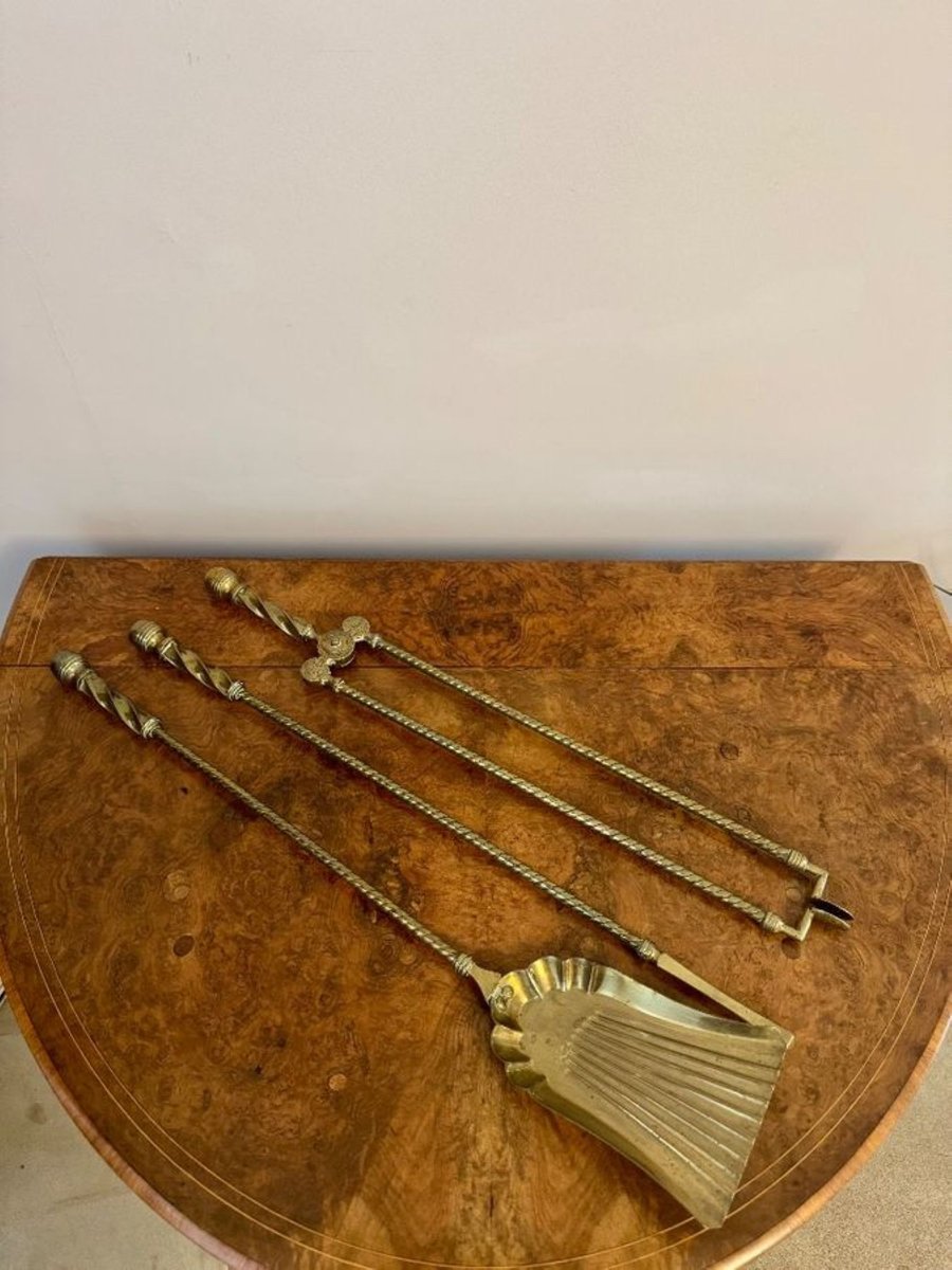 Antique Edwardian Brass Fire Irons, 1900s, Set of 3 for sale at Pamono