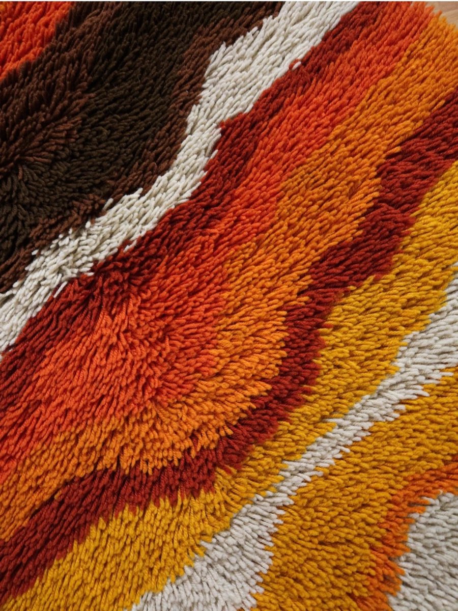 Mid-Century Modern Dutch Rug from Desso, 1970s for sale at Pamono