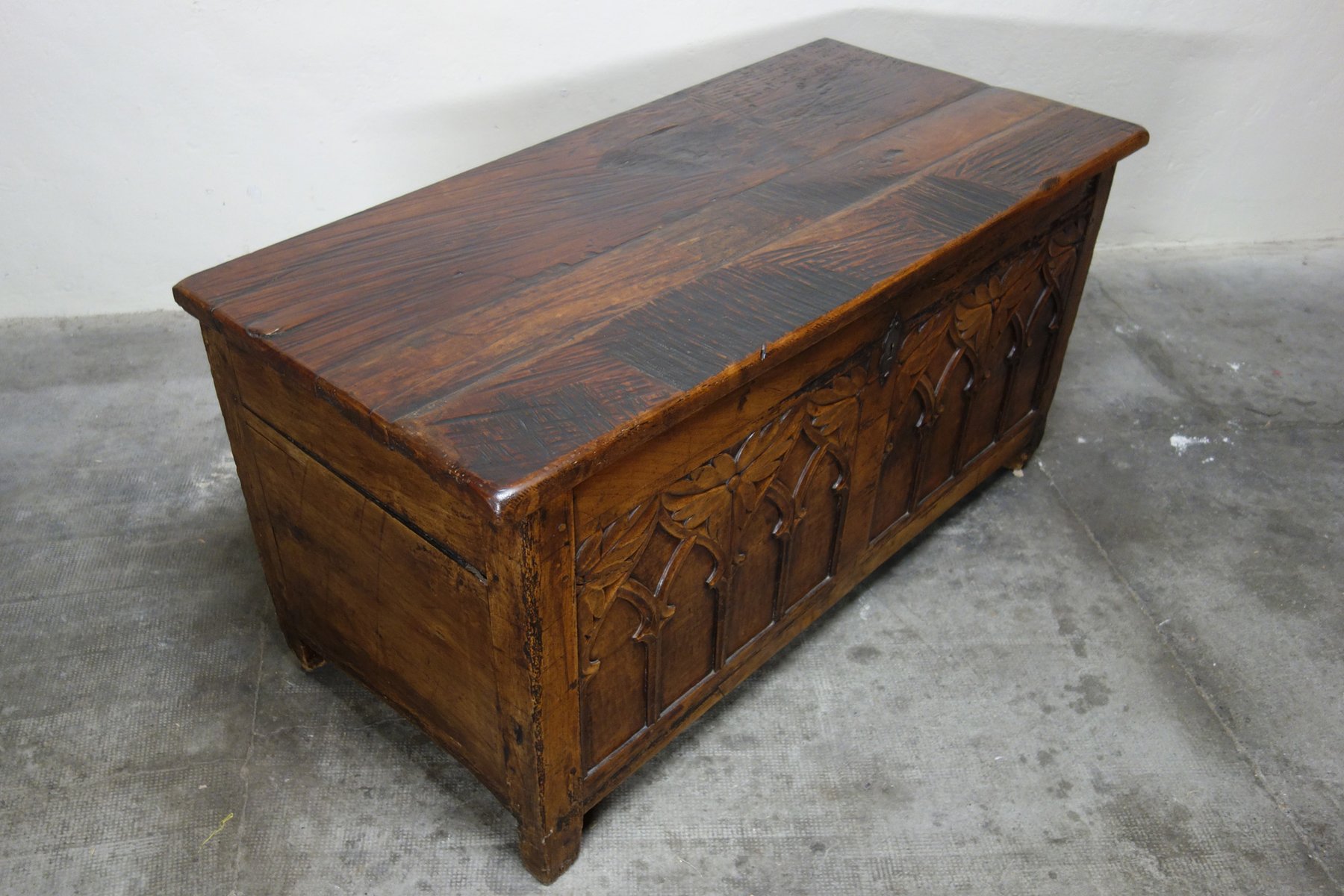 French Rustic Neo-Gothic Chest, 1700s for sale at Pamono