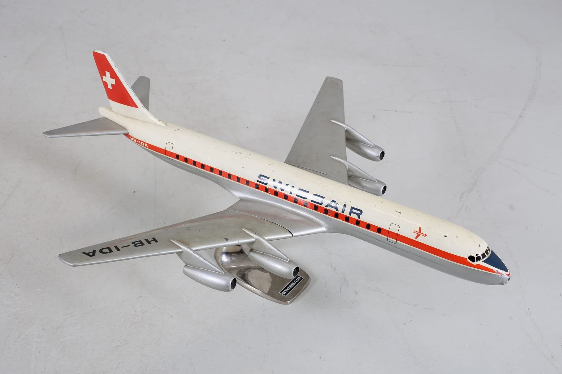 Swissair DC-8 Aircraft HB-IDA Model in Meta from Raise Up Rotterdam ...