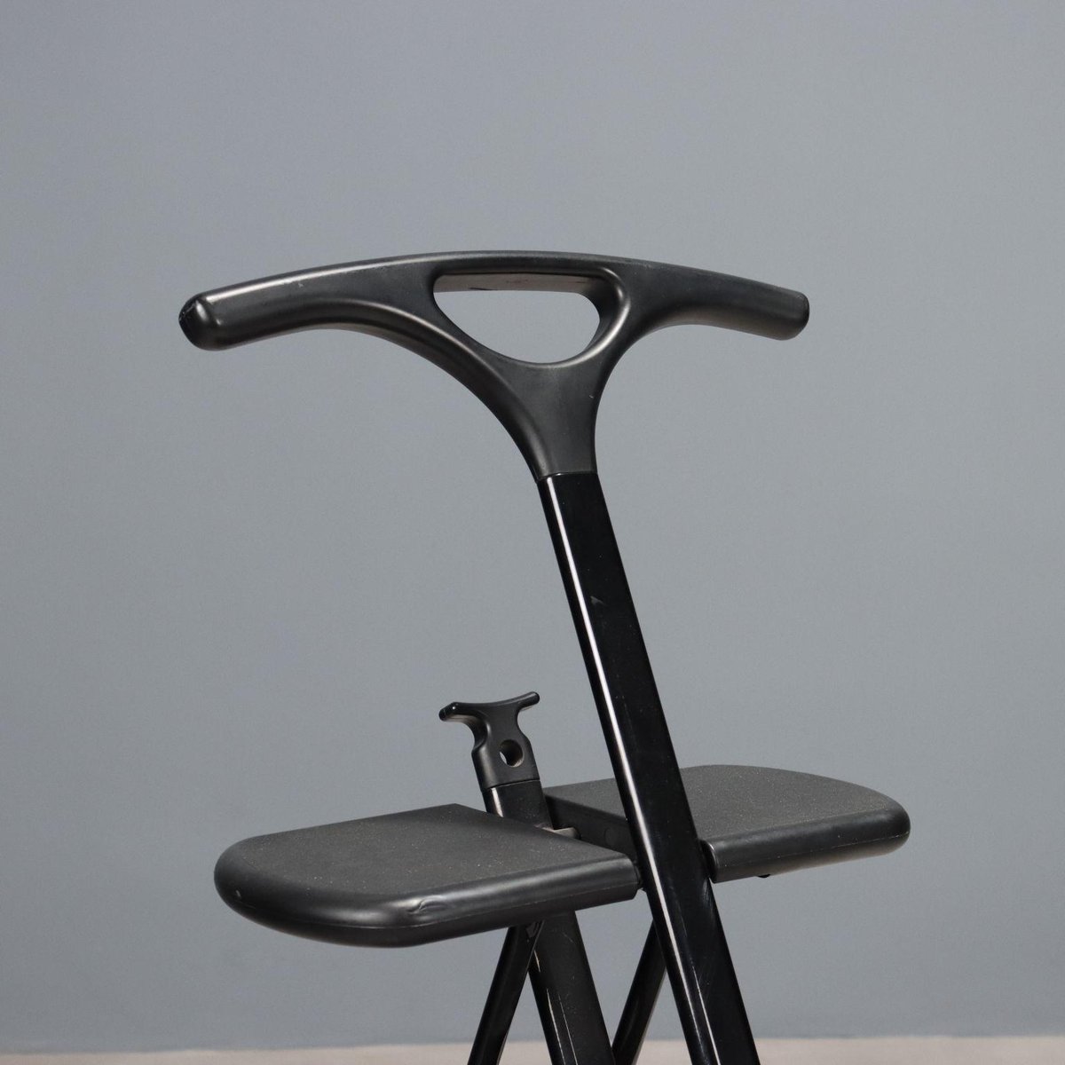 Tiramisu Folding Stepladder by Andries van Onck for sale at Pamono