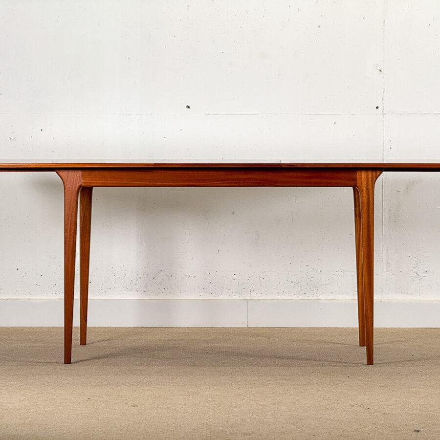 Extending Dining Table by McIntosh for sale at Pamono