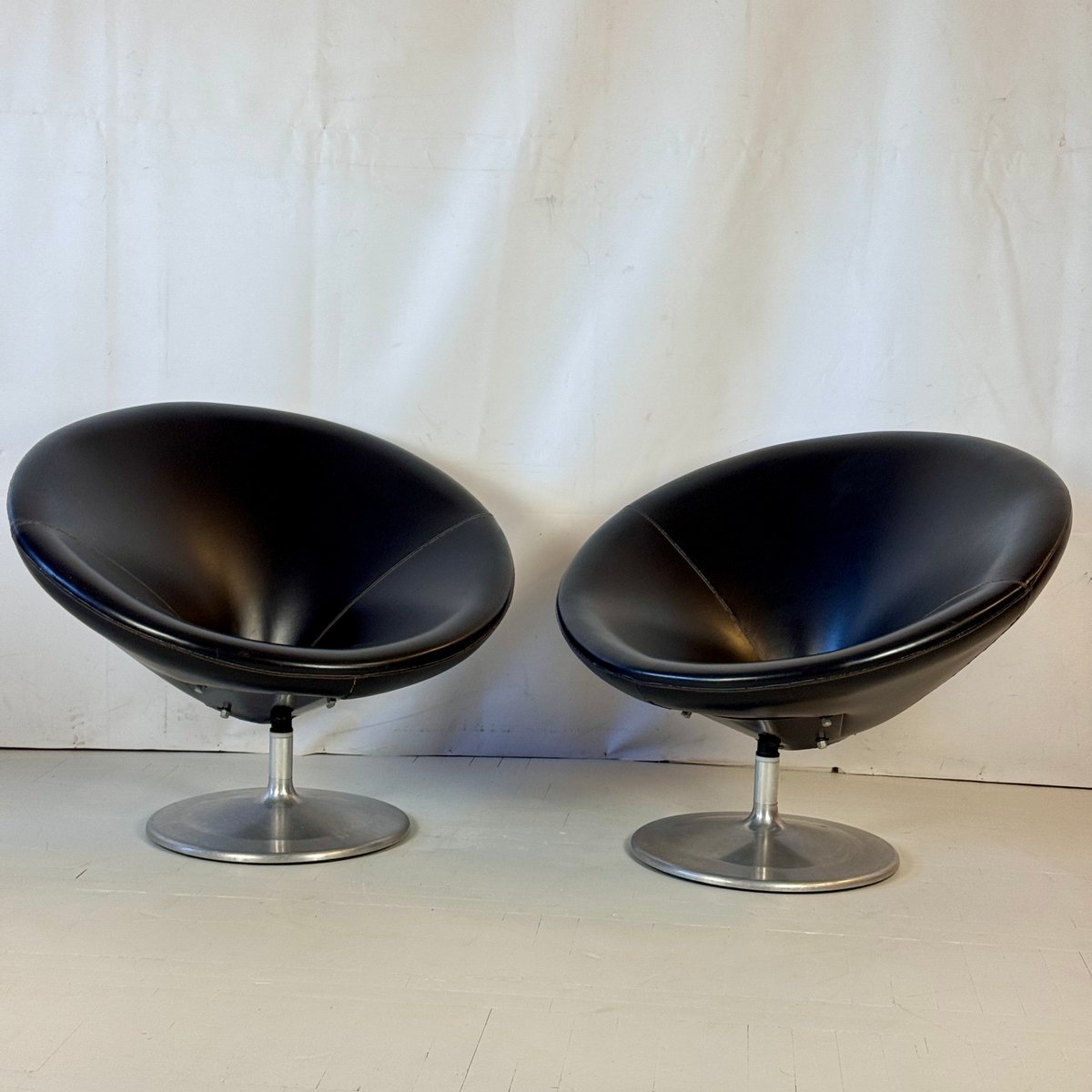 Hungarian Radar Armchairs in Faux Leather, 1960s, Set of 2 for sale at ...