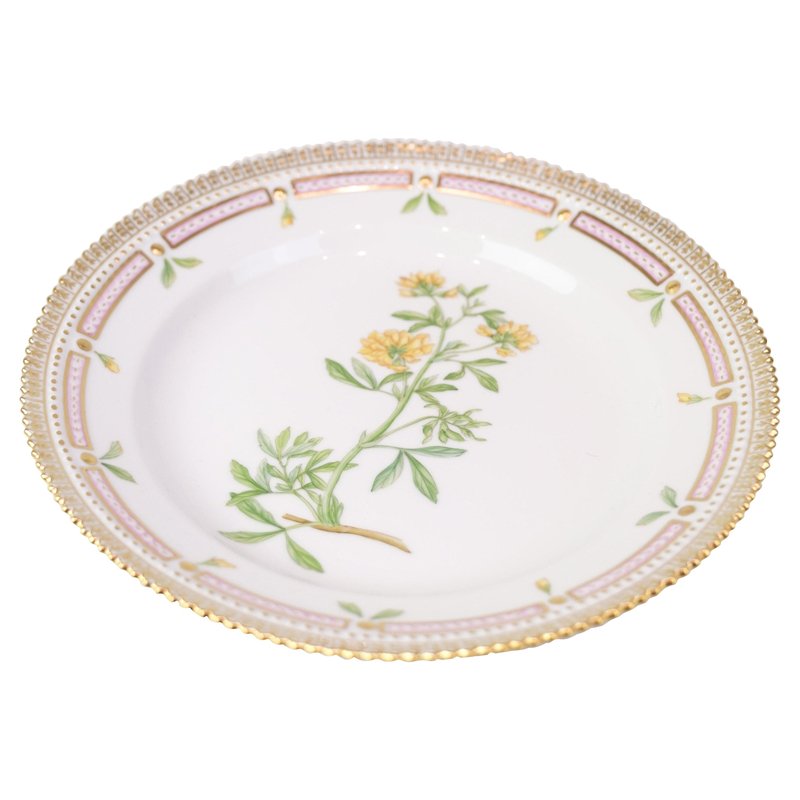 Flora Danica No. 20/3550 Decoration Lunch Plate from Royal Copenhagen ...
