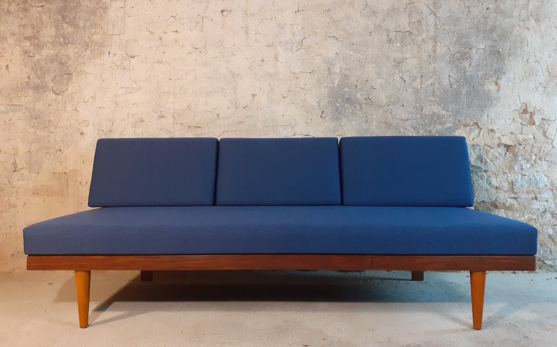 Mid-Century Scandinavian Svane Combina Daybed in Teak by Ingmar Relling ...