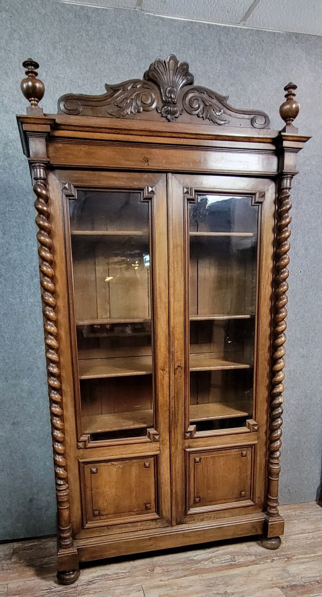Librería estilo Luis XIII de nogal, década de 1850 en venta en Pamono