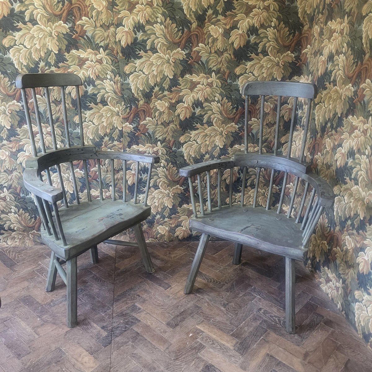 Set of Primitive Welsh Elm Comb-Back Chairs, 1900 for sale at Pamono
