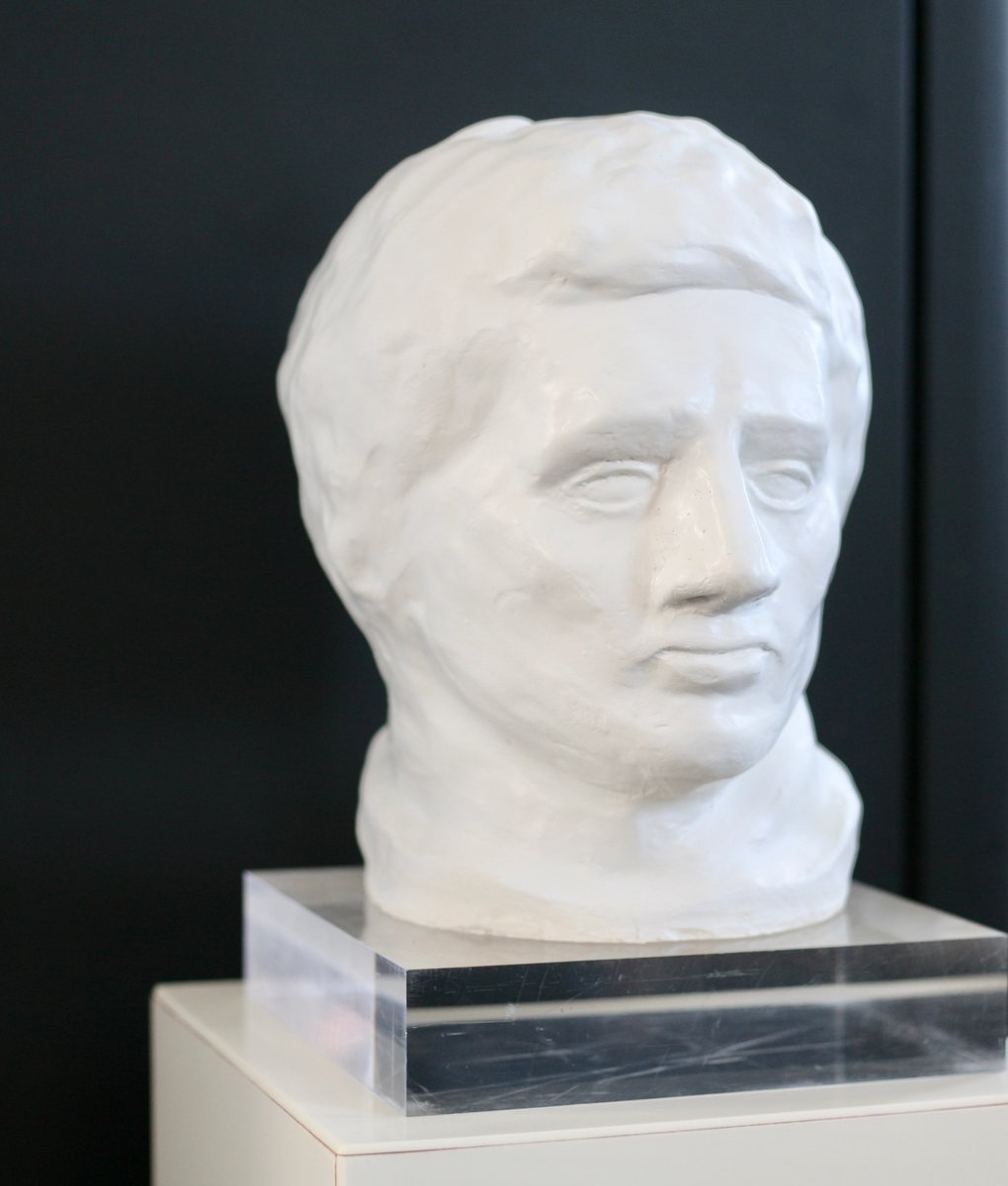 Head Sculpture, 1970s, Plaster for sale at Pamono