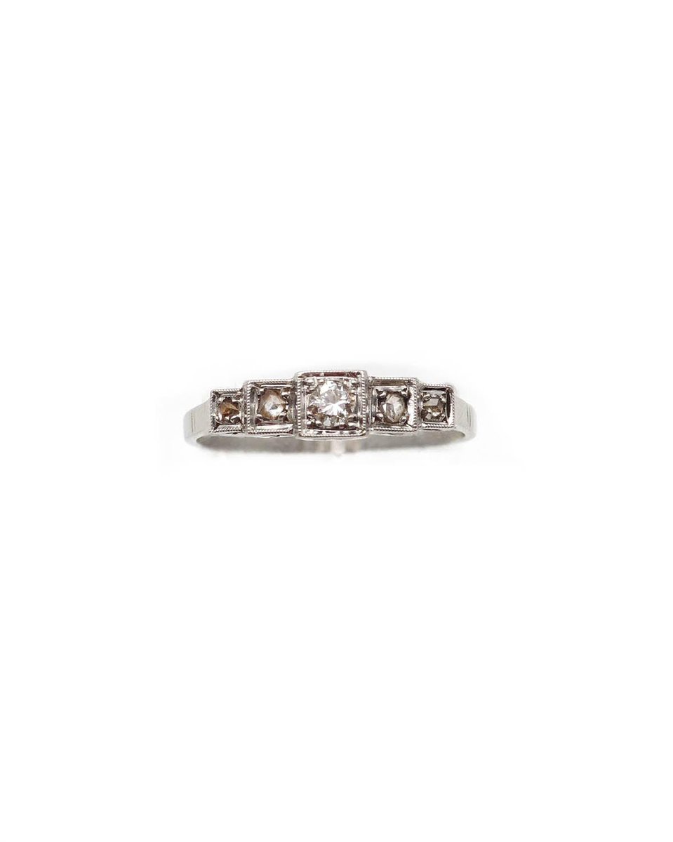 Art Deco Diamond Line Ring for sale at Pamono