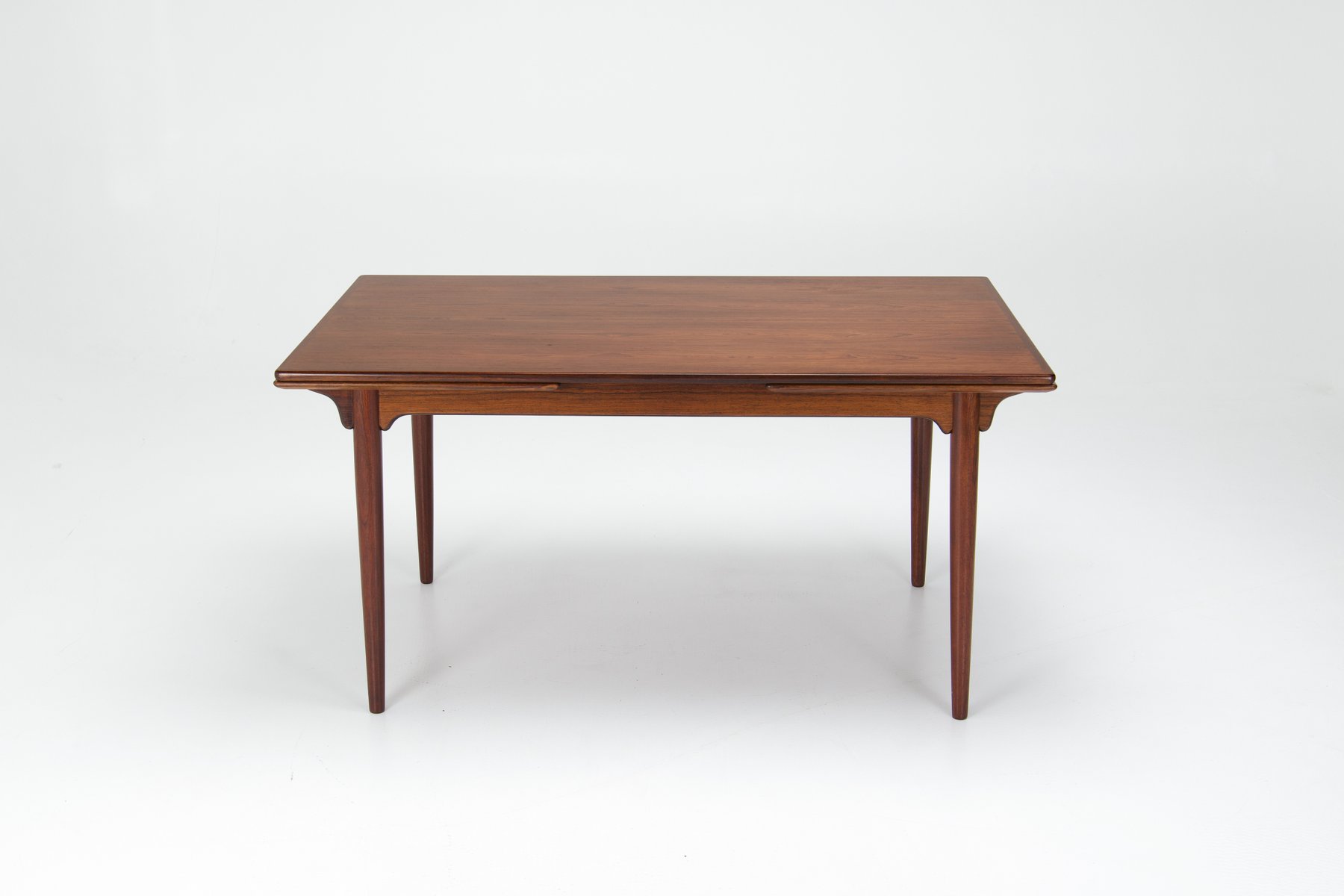 Model 54 Extentable Dining Table attributed to Gunni Omann, 1960s for ...