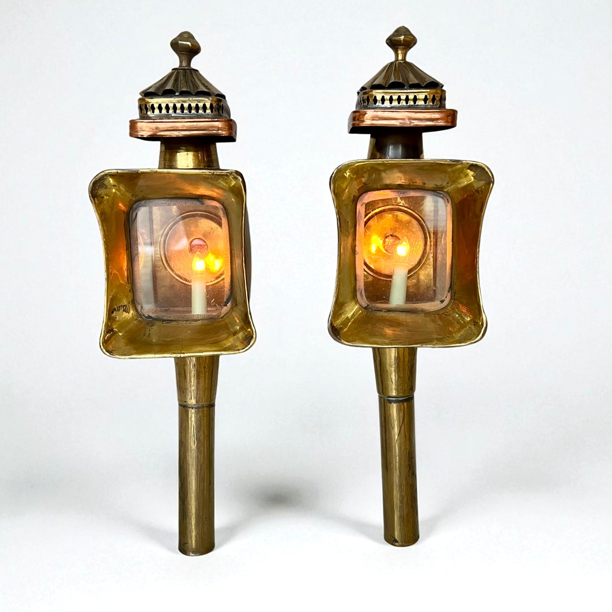 Antike Kutschenlampen aus Messing & Kupfer, 1890er, 2er Set bei Pamono ...