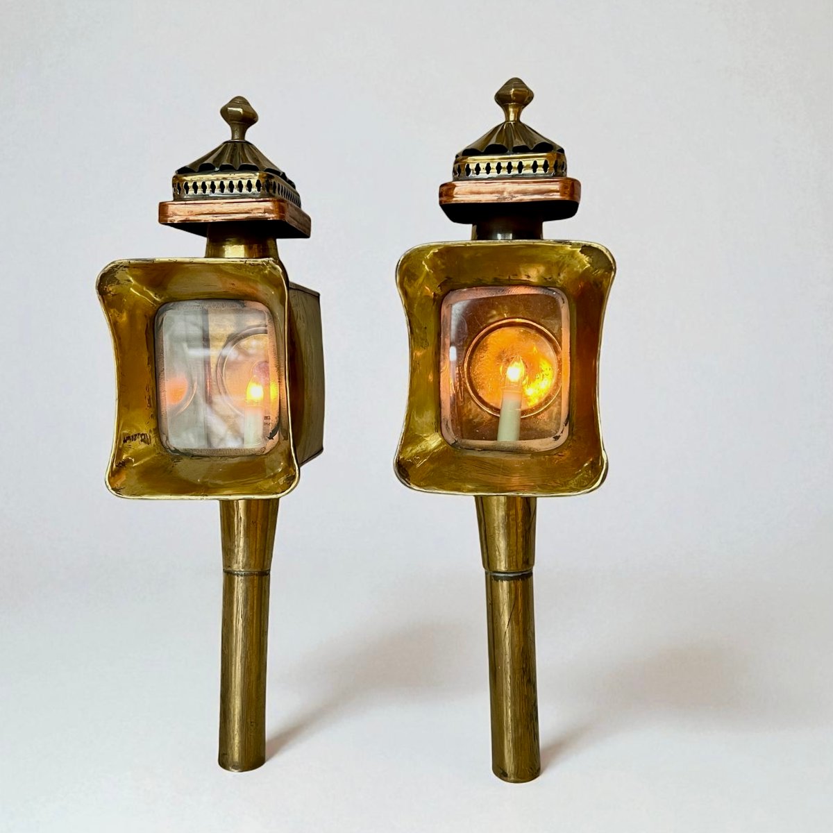 Antike Kutschenlampen aus Messing & Kupfer, 1890er, 2er Set bei Pamono ...