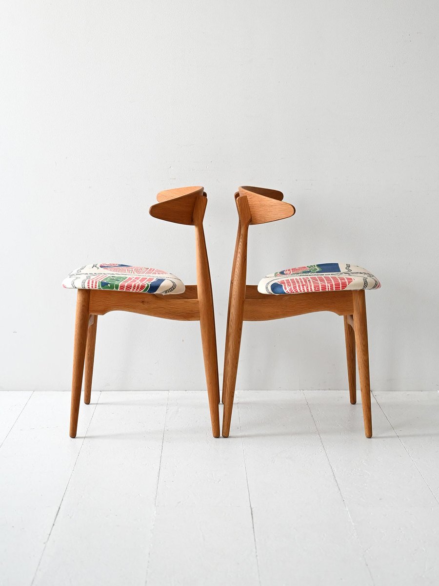 Set of CH33 Chairs by Hans J. Wegner for Carl Hansen & Søn, 1950s for ...