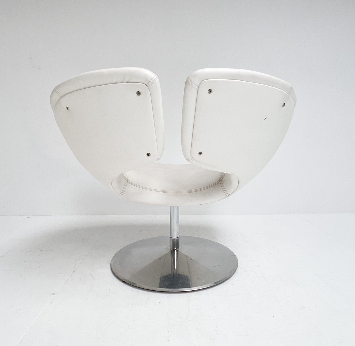 Leather Apollo Chair by Patrick Norguet for Artifort, 2000s for sale at ...