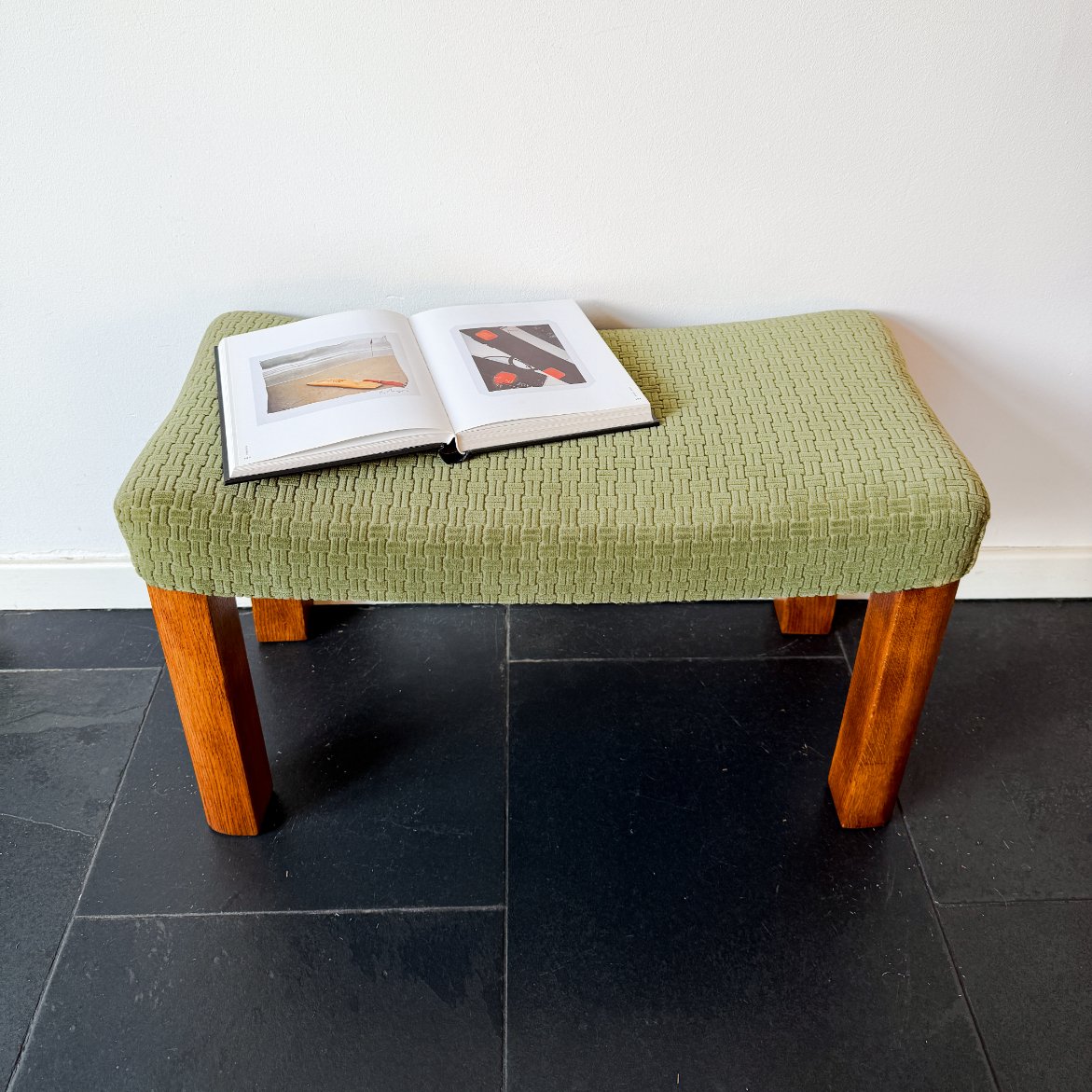 Vintage Ottoman in Green Velvet, 1970s for sale at Pamono