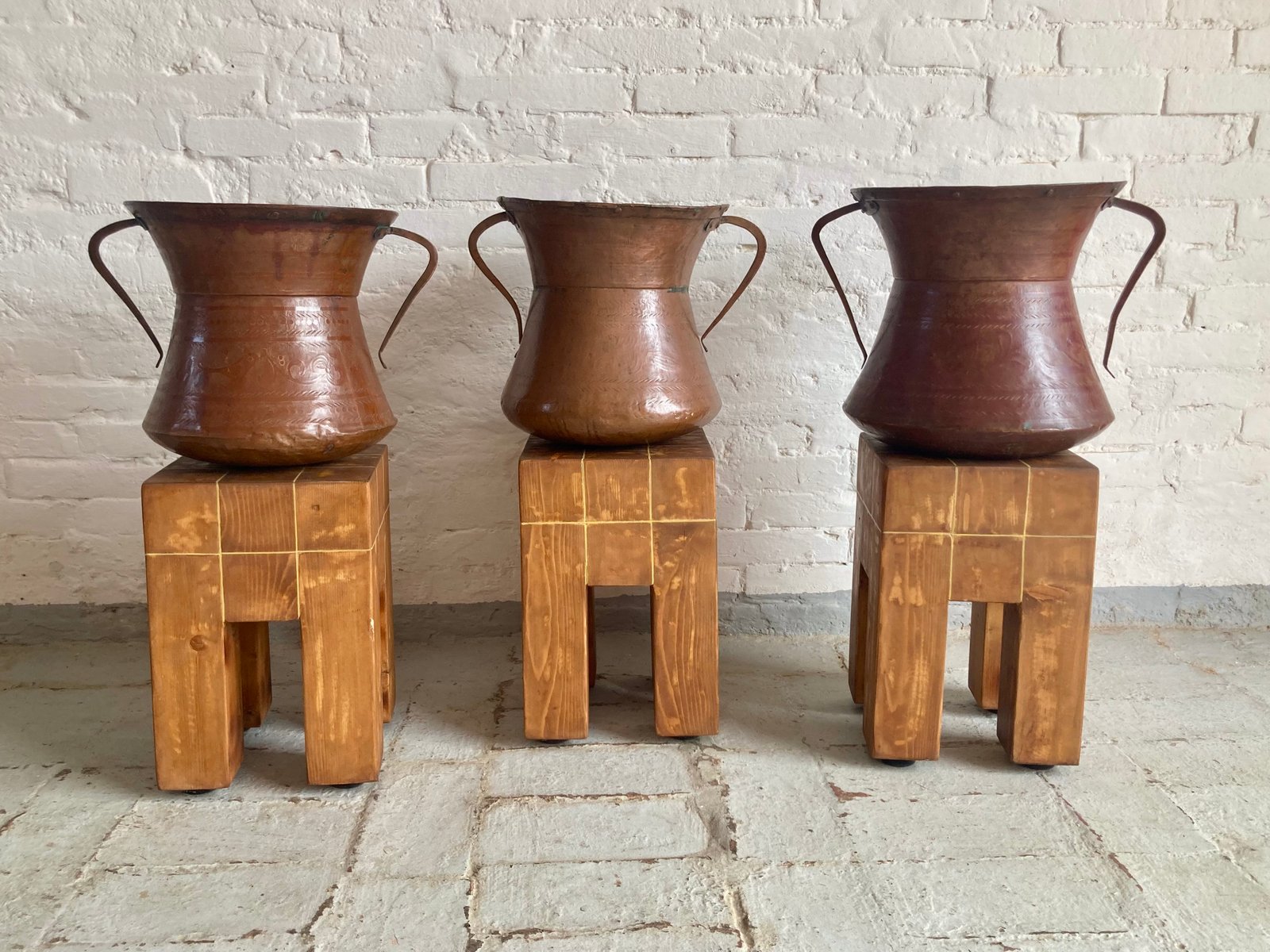 Italian Hammered Copper Jugs, 1890s, Set of 3 for sale at Pamono