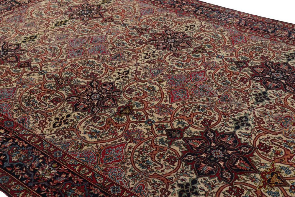 Isfahan Rug with Floral Patterns for sale at Pamono