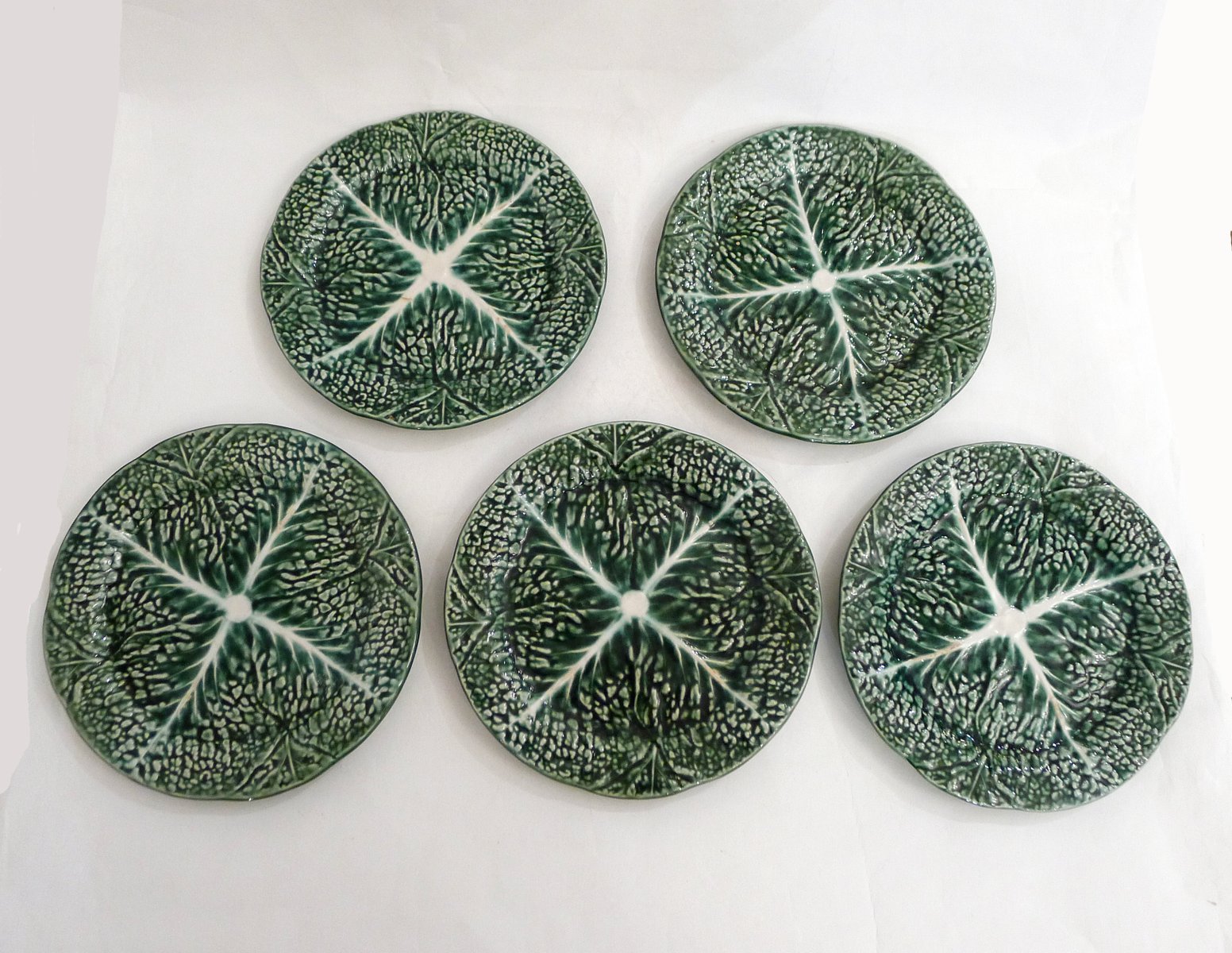 Vintage Cabbage Leaf Dinner Plates in Portugal Slipware, 1960s, Set of ...
