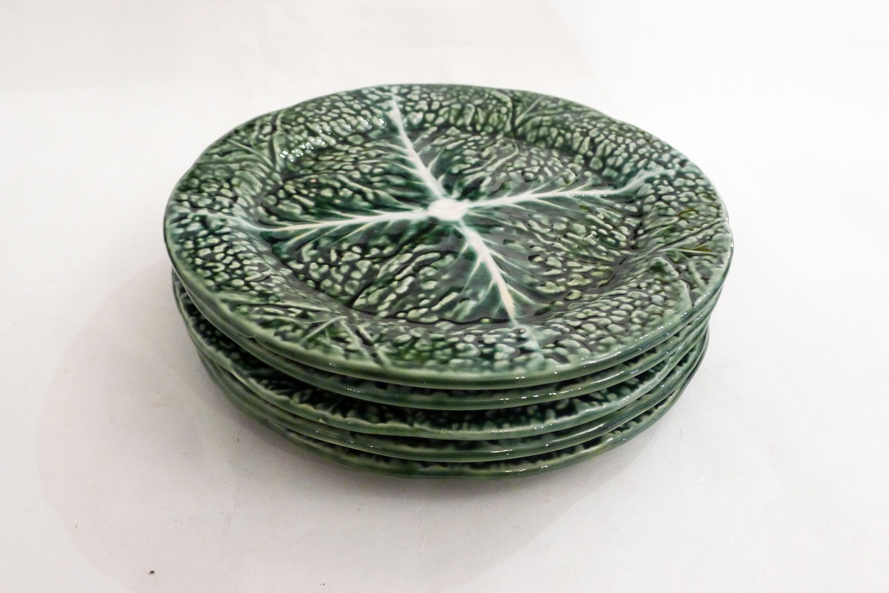 Vintage Cabbage Leaf Dinner Plates in Portugal Slipware, 1960s, Set of ...