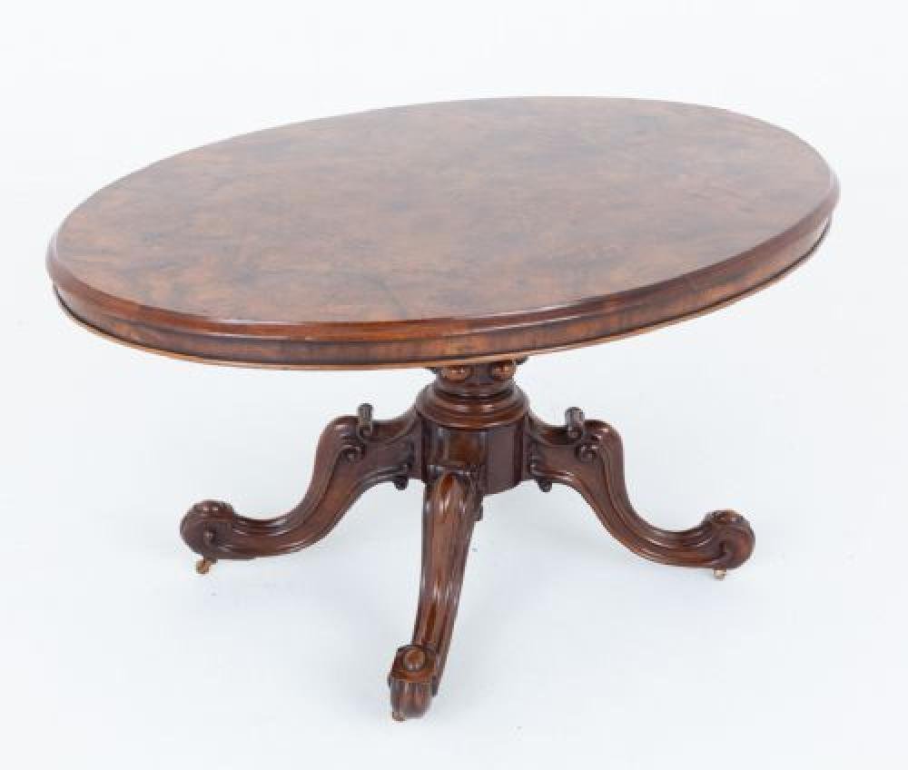 Victorian Walnut Loo Table, 1850s for sale at Pamono