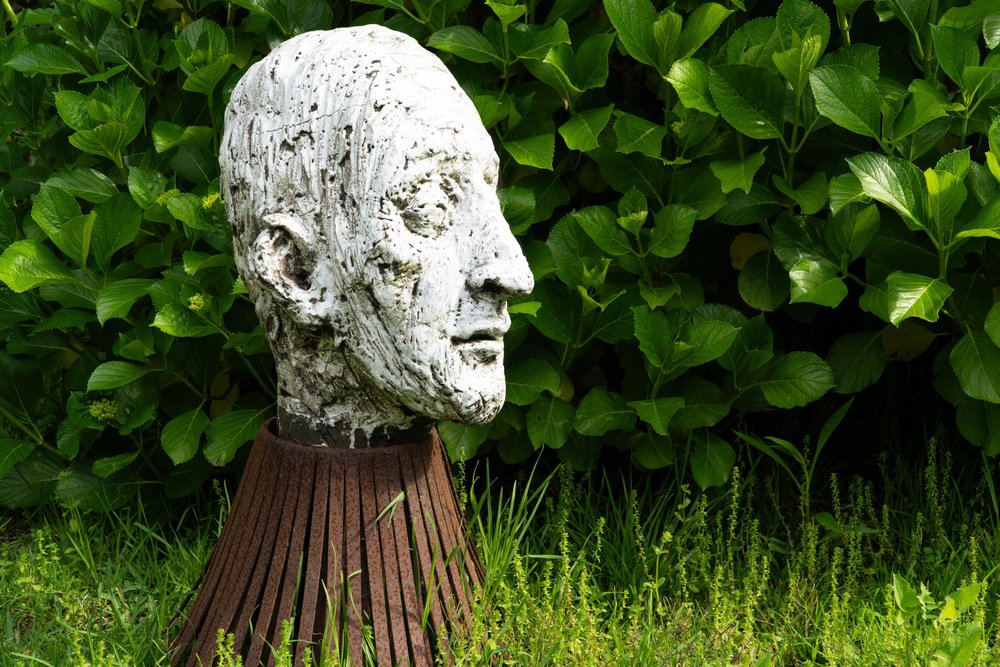 Óscar Aldonza Torres, Black Refractory Sculpture with White Smoked ...