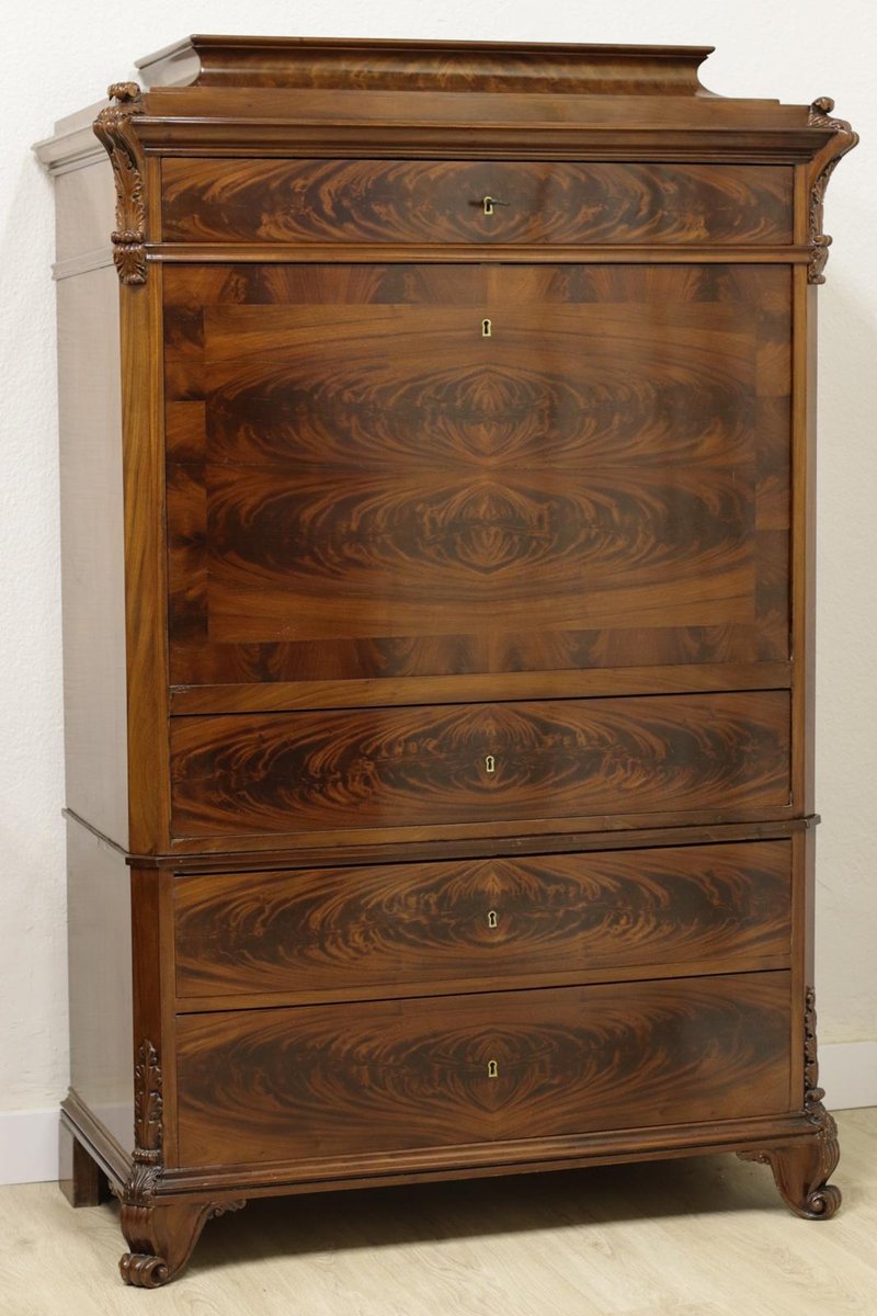 Biedermeier Palm Desk with Marquetry in Mahogany, 1830 for sale at Pamono
