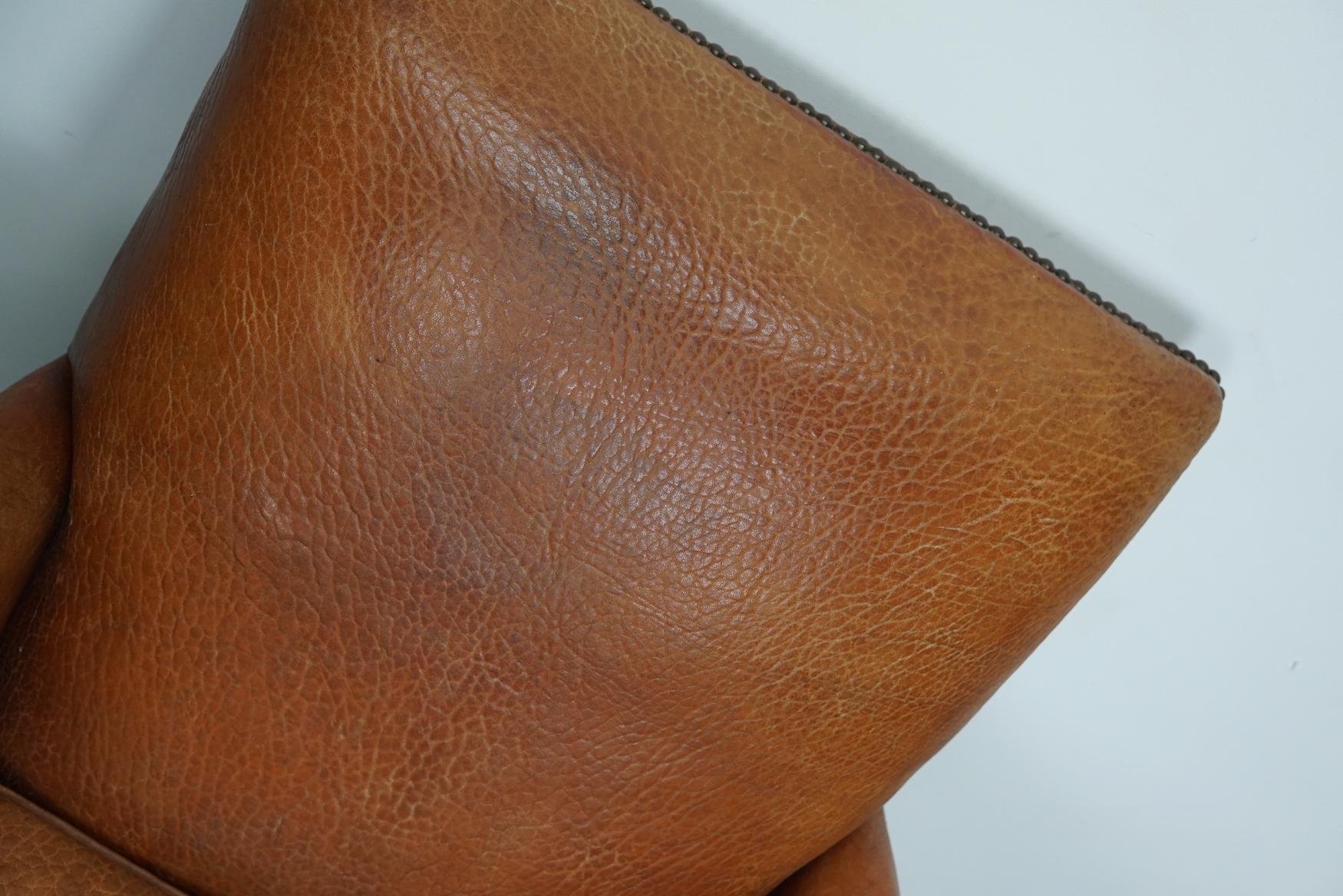 Fauteuil Club Vintage en Cuir Cognac, France, 1940s en vente sur Pamono