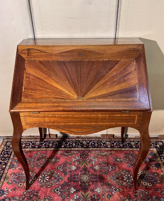 Louis Xv Style Sloping Desk in Marquetry for sale at Pamono