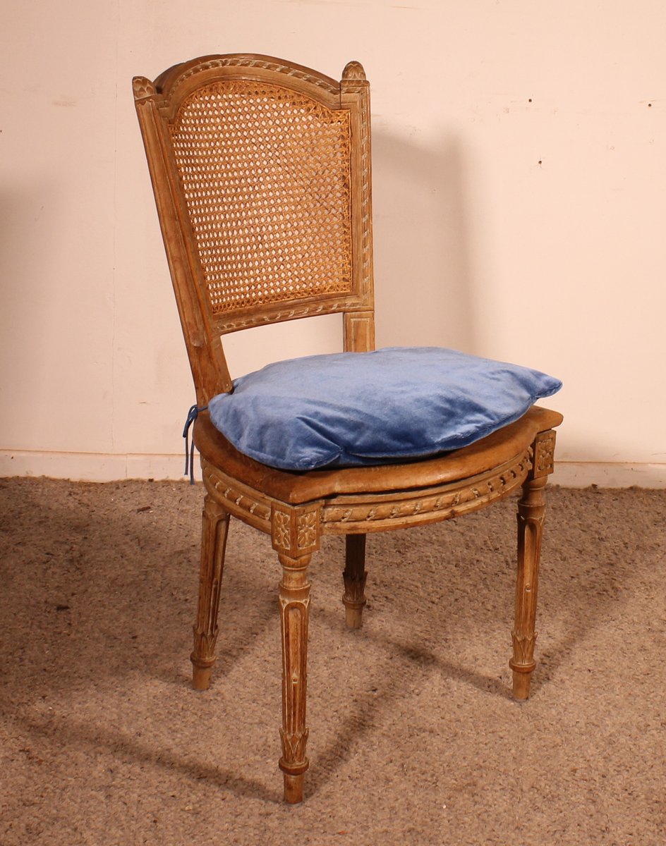 Early 19th Century Directoire Oak Chair for sale at Pamono